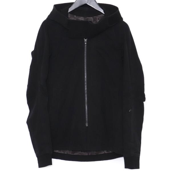 【ブランド名】DEVOA (デヴォア)【商品名】フード付きジップアップジャケット【型番】【カラー】ブラック【付属品・素材】画像参照【サイズ】1【寸法】肩幅cm　身幅50cm　着丈69cm　袖丈cm【ランク】B【状態】使用感はありますが汚れや...