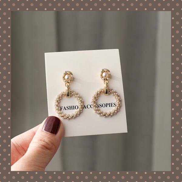 【商品詳細】☆カラー☆ゴールド☆素材☆針：シルバー９２５【ご案内】☆3000円以上のご購入で送料無料☆☆即日発送☆年中無休☆端末、モニター環境により、実際の商品と多少色味がことなる場合があります。ご了承の上、ご購入頂きます様お願い申し上げます。