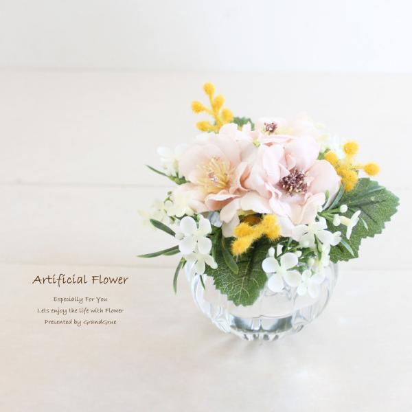 「送料無料」ブーケ風バラのマジカルウォーターアレンジメント本物のお水に見えるのはマジカルウォーター（人工水）。樹脂で出来ていて、固まっているの傾けてもでこぼれません。インテリアとしてお勧めです。手のひらサイズの小さめのアレンジメントです。【...