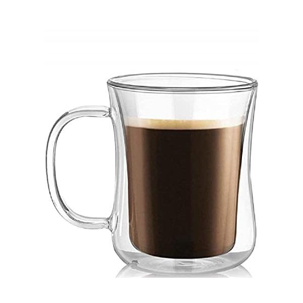 耐熱性の2重構造のダブルウォールマグカップです。中国茶やコーヒーなどを入れて♪ホットもコールドも保温を保つ構造です。1つ1つ職人による吹きガラスなので形状に個体差があります。内外表面に擦りキズのような線やポッチ、円状模様が見られ気泡が混入し...