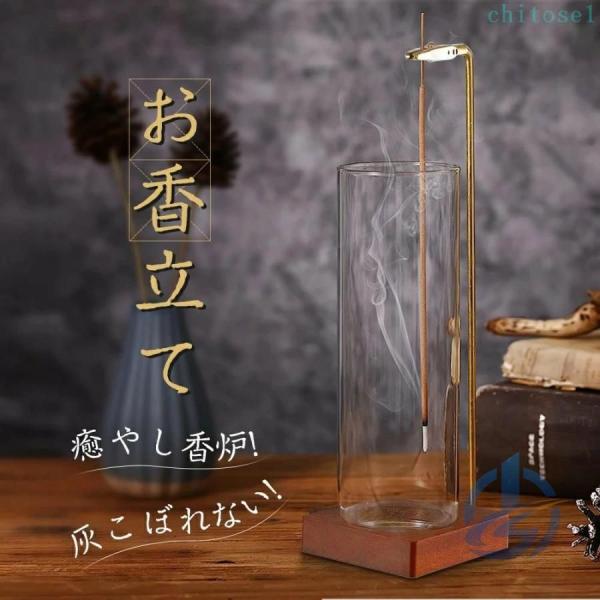 商品詳細      ●サイズ：90mmx80mmx250mm  ●材質：木材、真鍮、ガラス  ●セット内容：木製ベースx1、金色のクランプx1、透明なボトルx1          木製      ナチュラルな質感の天然木に、真鍮を合わせたシ...
