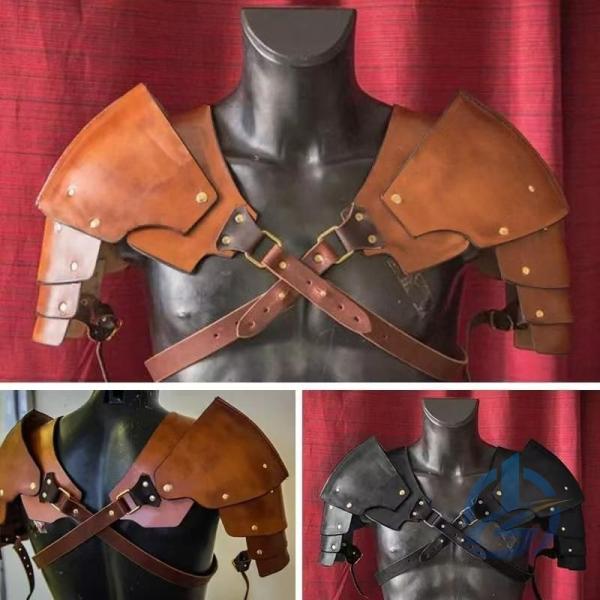 サイズ フリーサイズ 推奨身長 約140?200cm 推奨体重 50kg以上、素材 PUレザー セット内容 肩パット×2個(両肩)※本製品は大きめになります。細身過ぎるとズレ落ちる可能性があります。サイズ調整を工夫して頂けたら問題なく装備可...