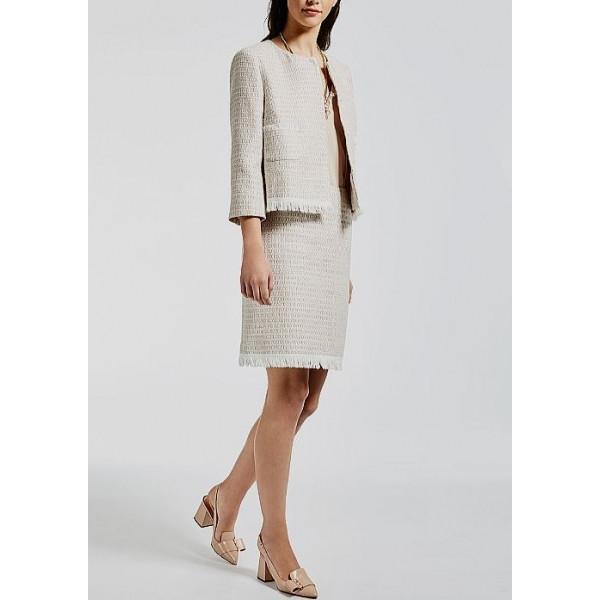 下記の（　）内の数字は、商品の実寸です。◇JI38(肩幅36　袖丈46  胸幅45.5  着丈51)◇JI40(肩幅37　袖丈47  胸幅47  着丈52)◇JI42(肩幅38　袖丈48  胸幅48  着丈53)