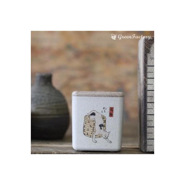 ■商品について小さな鉢に、浮世絵(猫）を転写しました。店頭に、または玄関、和室にと様々なシーンでご活用いただけます。サボテン、多肉はもちろん、ミニ盆栽やプリザーブドフラワーなどのアレンジに使っても可愛いですね。※キューブ（S）１個の価格です...