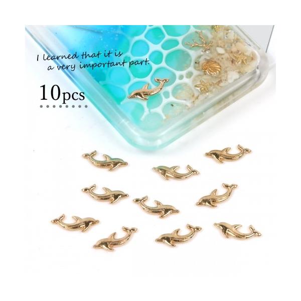 レジン封入に使いやすい！！カンを切らなくてもそのまま封入できるカンなしチャーム。スタッフも作品見本を作るときに重宝してます♪○数量：10個○サイズ：約15×7mm○カラー：きれいめゴールド（表記のサイズは目安です。実際の寸法は個々に若干異な...