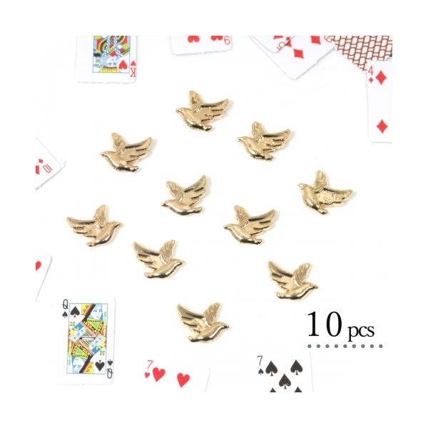 かわいい小鳥がモチーフのチャームです★カンがついていないので、封入や置きパーツとしてちょこっと欲しいときに重宝します♪作品のワンポイントに！○数量：10個○サイズ：約8×9mm○カラー：きれいめゴールド（表記のサイズは目安です。実際の寸法は...