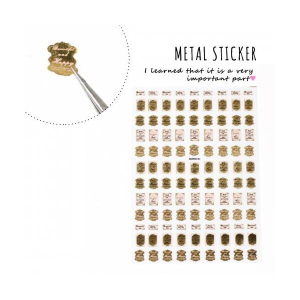 おしゃれなデザインのネイルシール＾＾台紙からはがしてそのまま使えます。レジン作品のポイントにも♪○数量：1シート○サイズ：シート全体約123×87mm○カラー：画像参照（表記のサイズは目安です。実際の寸法は個々に若干異なる場合がございます。...