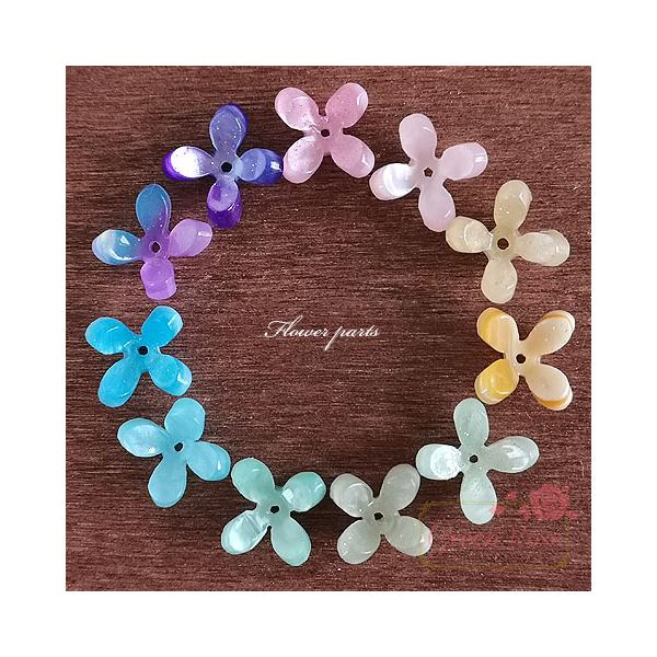 サイズ(縦×横×厚さ)：約11×11×6mm程度※厚みには個体差がございます。予めご了承ください。カラー：画像をご参考ください。素　材：プラスチック数　量：10個※柄やお色の出方には個体差がございます。完璧に同じものをお求めの方には向かない...