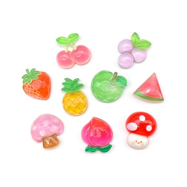 ■商品説明サイズ縦・横 約20mm前後厚み 5~7mm程度素材：プラスチック数量：9種類各4個ずつ　合計36個入り※バリや傷、汚れがある状態の商品が混ざっている場合がございます。返品交換は出来かねますので、ご理解・ご協力をお願い申し上げます。