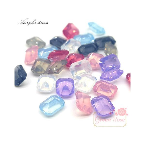 ■商品情報サイズ(縦×横×厚み)：約8×6×4mm程度 カラー：画像をご参考ください素材：アクリル数量：28個(7種/各4個)※バリ、キズ、気泡等も含まれます。