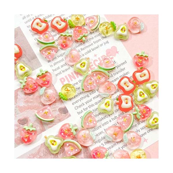 ■商品説明サイズ（縦×横×厚み）：約10〜13×10〜13×4〜5mm程度 素材：プラスチック数量：ランダム30個※バリや傷、汚れ,塗料飛びがある状態の商品が混ざっている場合がございます。