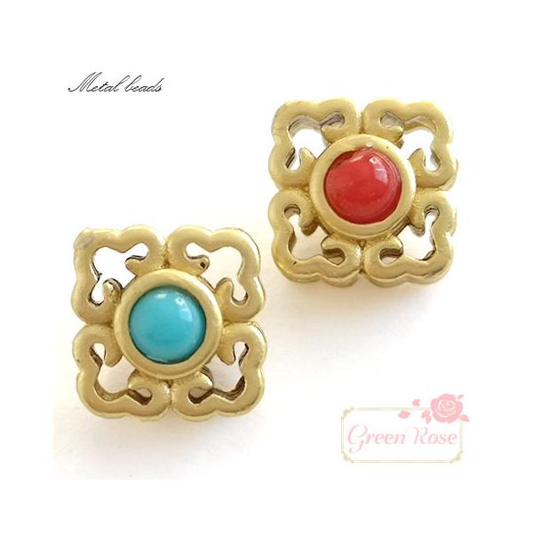 ■商品説明カラー：画像をご参考ください素　材：金属、プラスチックサイズ(縦×厚み)：約8×7mm程度、ホール約2mm程度数　量：2個