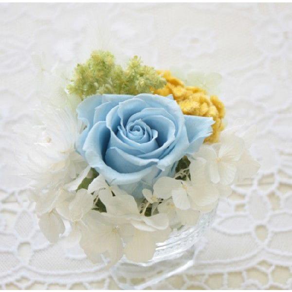 母の日ギフトにぴったり。日頃の感謝の気持ちをプレゼントに♪◇使っているお花たち◇　バラ・ケイトウ・アジサイ・クリスパム・シルバーデージー・ラグラス　　※季節によって多少内容が変わることがありますので、予めご了承ください。◇サイズ◇　幅約10...