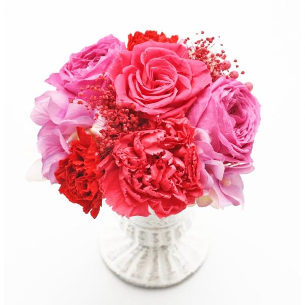 母の日や誕生日などのギフト・プレゼントににぴったり♪☆色は、ＤａｒｋＰｉｎｋ、Ｐｉｎｋ、Ｙｅｌｌｏｗから選択してください。　金額は１個の値段です。☆使用素材バラ・カーネーション（プリザーブドフラワー）、アジサイ（アーティフィシャルフラワー）...
