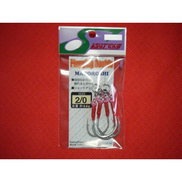 プラッギングに最適化された即掛かり・強力貫通仕様・ダブル。フックサークルが付きにくいのもステキでございます。ナイスですね。ナイスでしょう。ナイスすぎます！自重表記もあり、ダイビングペンシルの浮き計算も容易。　1...約3.4g1/0...約...