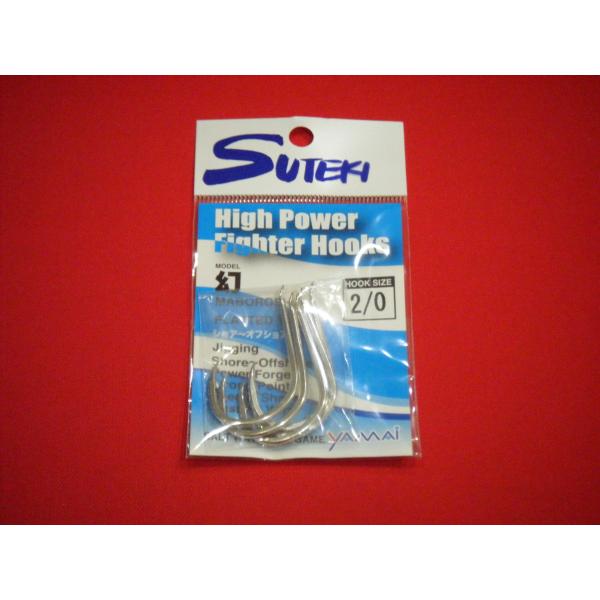 幅広いゲームフィッシングに対応した、強力なパワーを持つ叩きタイプフック仕様。フッキングレスポンスの向上と、更なるホールドパワーを確保。これまでのジギングフックに改良を重ね、導かれた最強のフックが完成。高耐食メッキ処理済。