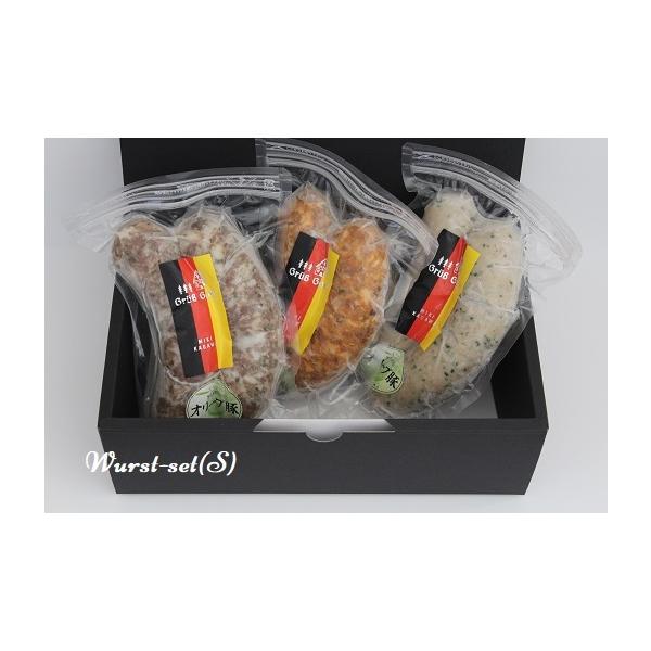 ［外箱の大きさ]（内寸）約14cm×23cm×8.3cm（外寸）約14cm×25cm×8.5cm[内容]・マルシェでおなじみ！マイスターのチューリンゲン風焼ソーセージ　　（約１００ｇ×2本）・自家製ピクルスにした香川本鷹を練りこんだチョリソ...