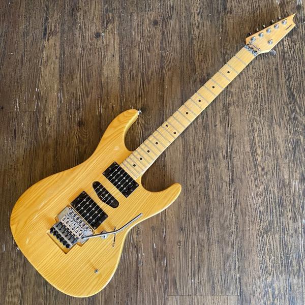 -condition- ●Fret remain : 70%●Truss rod : good●neck condition : good●body condition : good●Electronics condition : good...