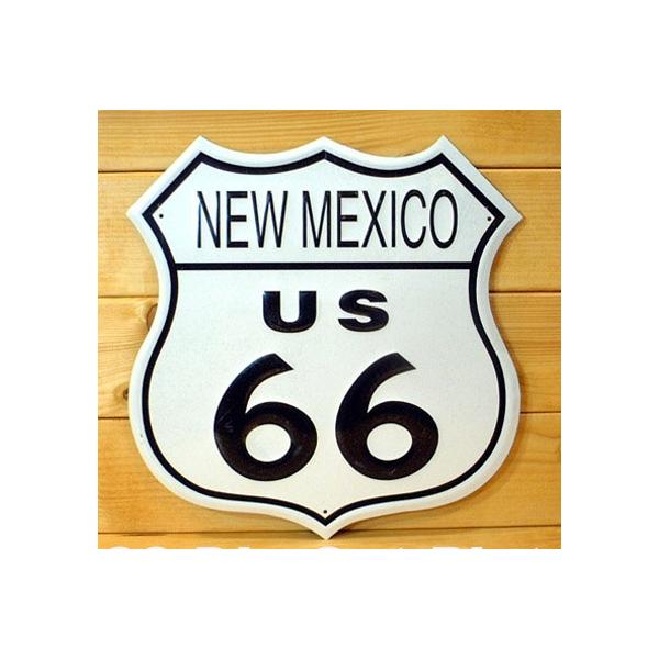アメリカンな雰囲気満点。憧れのルート66！！ダイカットブリキプレート！！なかなか行けないけど壁に付ければ気分はRT66？！3つ穴開き。ガレージや壁に飾ったりと大人気GOODSです。インテリアとして壁などに飾ると雰囲気抜群です！！※ご使用のモ...