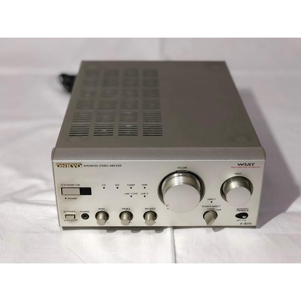 （中古品）ONKYO オンキョー A-907X(S) シルバー インテグレーテッドステレオアンプ商品写真はサンプル写真となっております。写真の商品が届くわけでは御座いません。用途機能として最低限の付属品はお送りいたしますが取扱説明書、リモコ...
