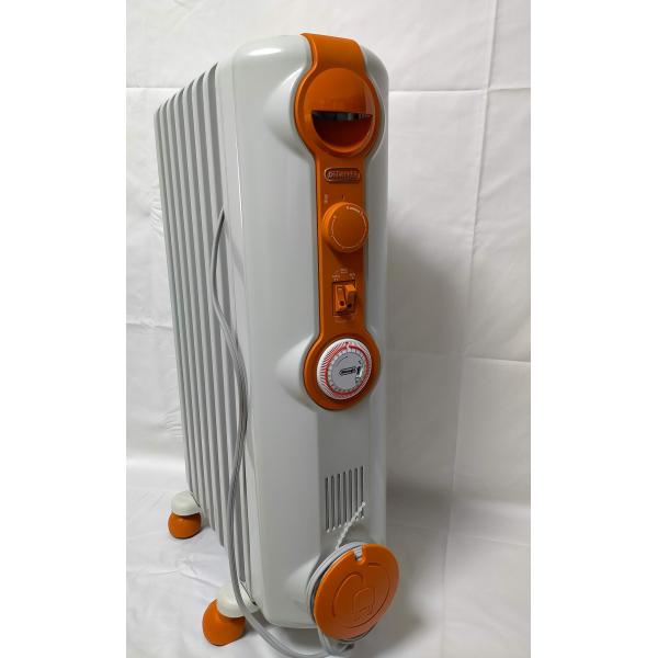（中古品）デロンギ オイルヒーター JR0812-OR商品写真はサンプル写真となっております。写真の商品が届くわけでは御座いません。用途機能として最低限の付属品はお送りいたしますが取扱説明書、リモコン等含まれていない場合もございます。＊写真...