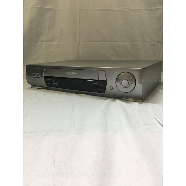 （中古品）VHSビデオデッキ パナソニック NV-H230G商品写真はサンプル写真となっております。写真の商品が届くわけでは御座いません。※通常の中古品のほか、メーカーにて動作点検・調整された「整備済み品」でお届けする場合がございます。用途...