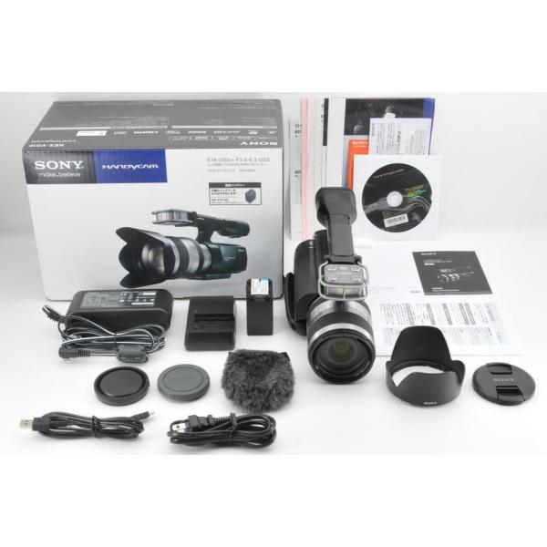 （中古品）SONY レンズ交換式デジタルHDビデオカメラレコーダー ブラック VG10 NEX-VG10/B商品写真はサンプル写真となっております。写真の商品が届くわけでは御座いません。用途機能として最低限の付属品はお送りいたしますが取扱説...