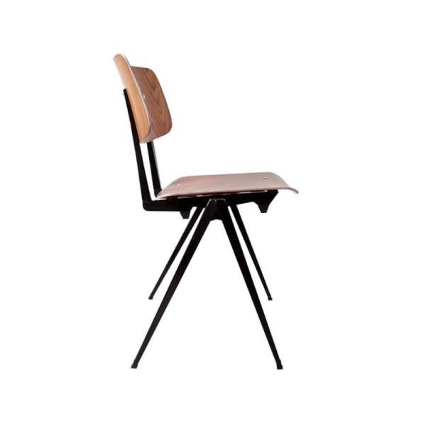 オランダのミッドセンチュリーのスタイルを確立させたインテリア家具メーカー「Galvanitas(ガルファニタス)」のスタッキングチェア。S.21スタッキングチェアは連結することが可能なユニークなチェア。積み上げることはもちろんですが横につな...