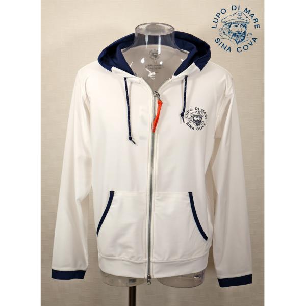 高いUVカット性能・紫外線遮断率99%の高機能素材を使用したラッシュガードパーカーZIP部分には引手が当たらない工夫を施しつつも、ポケットのパイピングや袖口・フード廻りには配色を効かせたシナコバらしいスポーティーアイテムです対塩素性にも優れ...