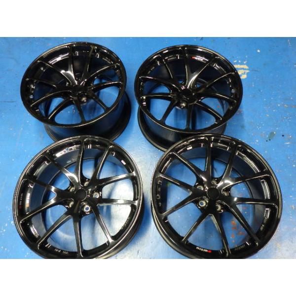 ＢＢＳ ＲＩ−Ａ Engineered by NISMO（Ｆ １０Ｊ−２０ ＋４１ Ｒ １０．５Ｊ−２０ ＋２５）、カラーはブラック＆ダイヤカットリム