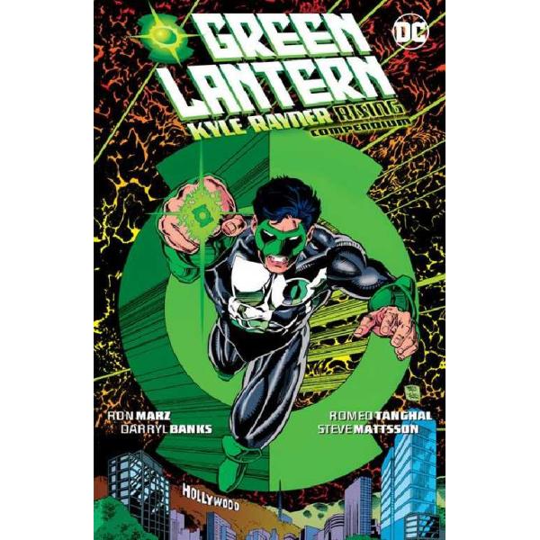 お取り寄せ 【宅配便での発送です】アメコミ アメリカン コミック　アメコミ通販 出版社：DC コミック 704ページ  ソフトカバー フルカラー サイズ(インチ表示)：6 5/8" x 10 3/16" 注：内容は全て英語です。 97817...