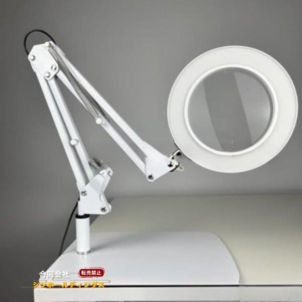 【5倍の倍率、はっきり見えます！】このテーブルランプは5倍の拡大鏡が装備されています。 照明するとともに、ルーペを使って細かい物を観察できて、最大5倍/ 500％の拡大率でクリアな視野を提供します。【高品質アルミ製卓上ライト】 デスクライト...