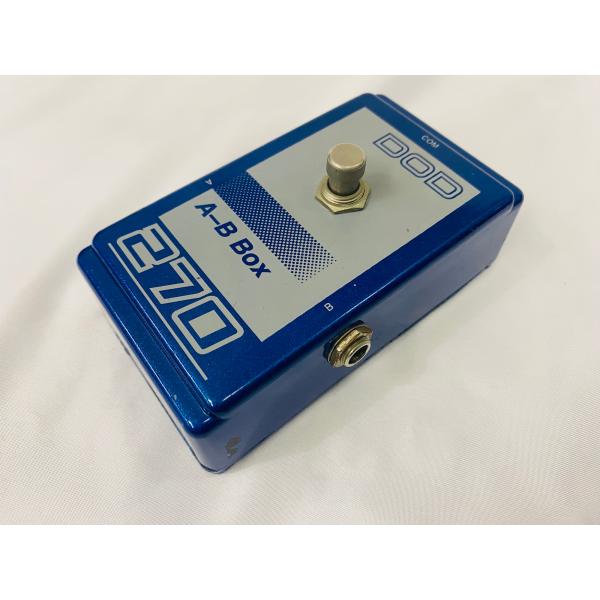 ■DOD A-B Box 270 エフェクター ABボックス■特徴DOD 270 A-B Boxは、1978年から1982年に製造されたパッシブ型ラインセレクターです。シンプルな構造ながら高い耐久性と信頼性を誇り、ライブやスタジオで長年愛用...