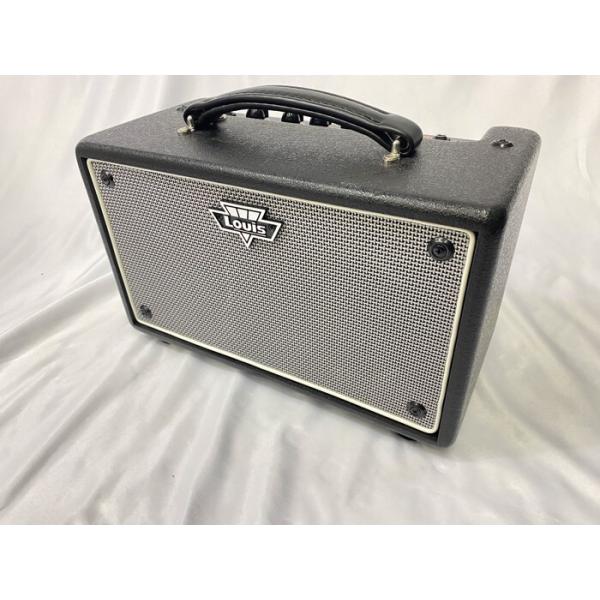 ■Louis LGA-15S / ルイス ギターアンプ 島村楽器オリジナルブランド ♪■特徴島村楽器オリジナルブランドのギターアンプです。ドライブスイッチが搭載されているため、クリーンからドライブまで、幅広い音作りが可能です。■仕様定格出力...