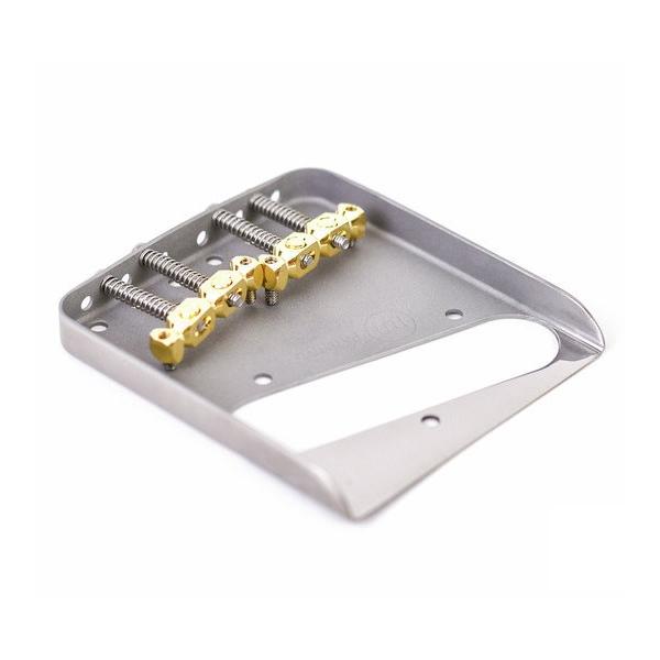 【正規輸入品】Mastery Bridge M3.2は、人気のテレキャスター用ブリッジ、M3を、裏通しではなく、ブリッジプレートで弦を固定できるようにしたバージョンです。Mastery Bridgeは、発売されてから世界中の数多くのプレイヤ...