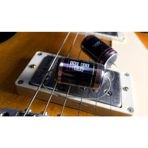 【発売日：2022年08月21日】-鵺- NUE DEVICE - TRIBUTE SERIES ” THE BEE MOD “１９５６〜１９６０年に代表的セットネックタイプギターに搭載されていたモデルを基にしたトリビュートシリーズです。高...