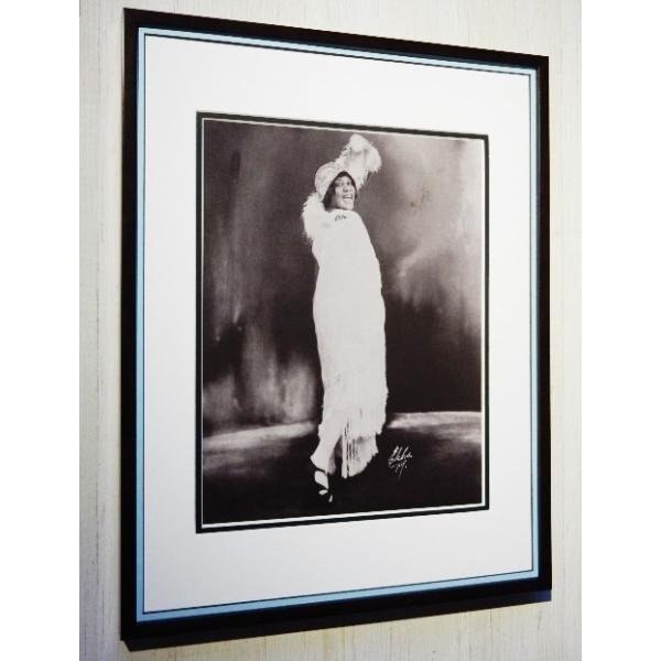 ●ベッシー・スミス/パブリシティー・フォトの額装品●Bessie Smith.1894-1937.Elcha Studio.New York.1923●アートピクチャーサイズ（約37cmx27cm）●額/木製/ブラック/アクリル仕様　外枠寸...