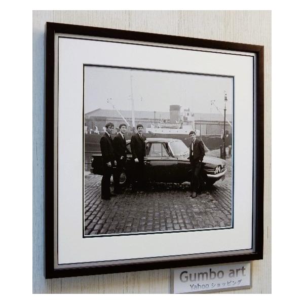 ●ビートルズ/リバプール 1962/アートピクチャーの額装品●アートピクチャーサイズ（約26cmx26cm）●額/木製/ブラック/ガラス仕様　外枠寸法　37cｍｘ37cｍ　専用箱、吊下げ備品付