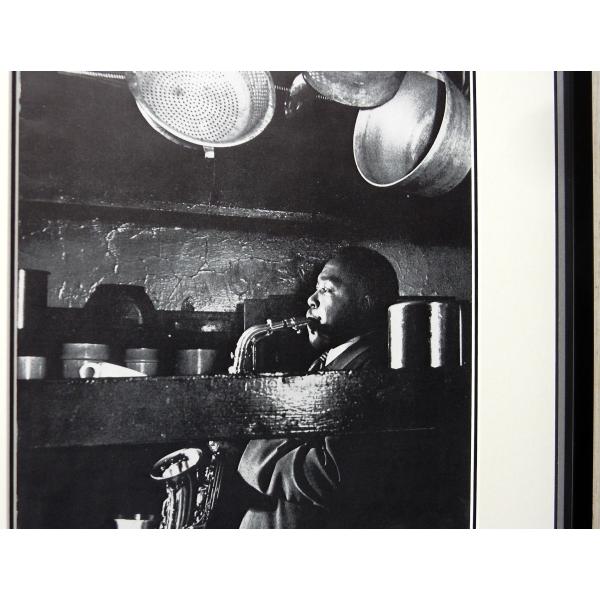 ●チャーリー・パーカー/Club Open Door's Kitchen.NYC/アートピクチャーの額装品●額装仕様　ホワイト＆ブラック/シルバーライン/黒額●アートピクチャーサイズ（約36cmx26cm） ●額/木製/ダブルマット/アクリ...