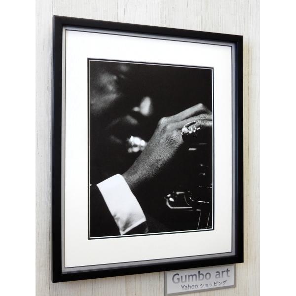 ●マイルス・ディビス/NY.1953 Live Act Picture/アートピクチャーの額装品●アートピクチャーサイズ（約31cmx23cm）●額/木製/黒額/アクリル仕様　外枠寸法　44cｍｘ37cｍ　専用箱、吊下げ備品付●2mmアクリ...