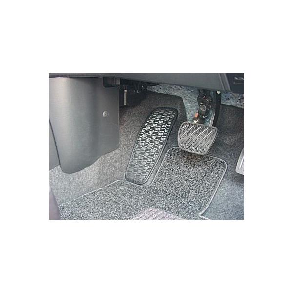 適合車種…NISSAN　X-TRAIL　エクストレイル　初代　T30型　2000年〜2007年、2代目　T31型　2007年〜2013年、3代目　T32型　2013年〜2022年、4代目　T33型　2022年〜特徴…純正フロアマットのように...