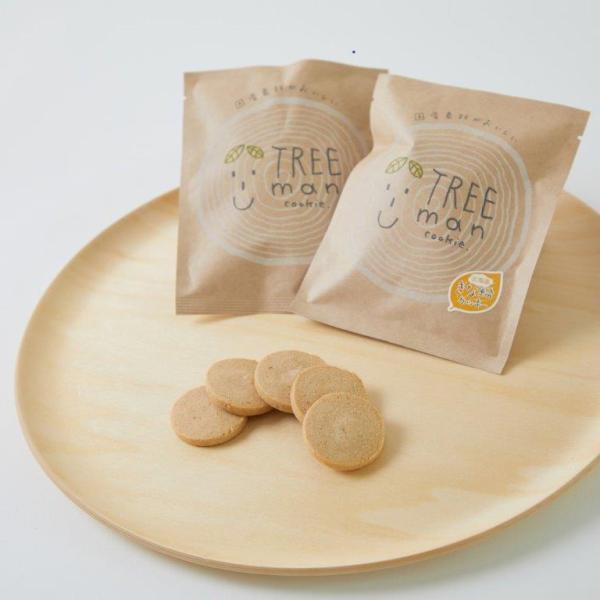 爆買＜春の新生活[爆買WEEK]＞国産原料のみで作ったおからのクッキーです。味は日本中から厳選した４つのフレーバーから選べ、北海道のきな粉、香川の黒ゴマ、京都の丹波黒豆、京都の宇治抹茶の４種があります。サクサクとした食感でお子様のおやつや仕...