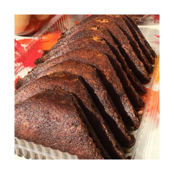 鹿児島で昔から愛されてきた伝統名菓”げたんは”黒糖蜜がしみ込んだ素朴な味わいのお菓子として親しまれています。”ふちわきや 濃蜜(こいみつ)げたんは”は鹿児島でもっとも親しまれているげたんは製造メーカーの南海堂さんに特注し、製造工程での黒糖蜜...