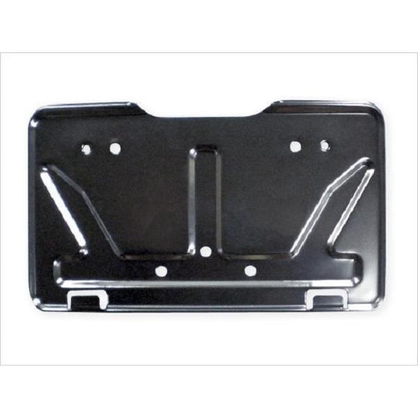 国内仕様のZ2、Z750FX-1など新車時に装着されていたナンバープレート用ベース。薄いナンバープレートをしっかりホールドしてばたつきを抑え、外周のリブ形状の厚みにより高級感を演出します。