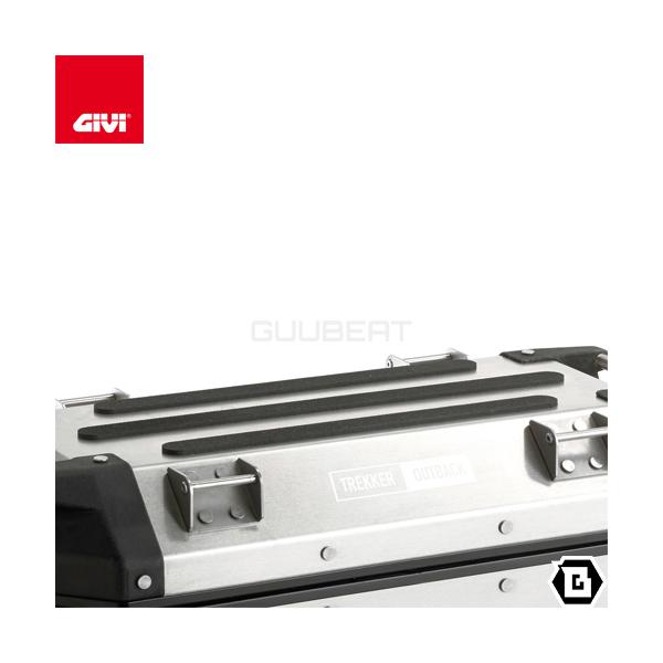 GIVI E146は、サイドケース上部を守るプロテクションです。280mm x 20 mm（2個）、350mm x 20 mm（1個）が含まれています。【適合ケース】TREKKER ALASKAシリーズOBKN48シリーズOBKN37シリー...