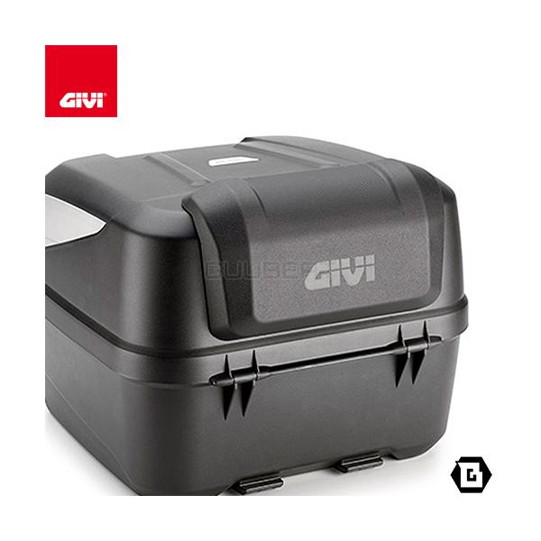 GIVI E195は、ハードケース B32シリーズに装着できるバックレストです。付属のテンプレート用紙を使用してケースに穴を開けて装着します。【適合ケース】トップケースB32シリーズ