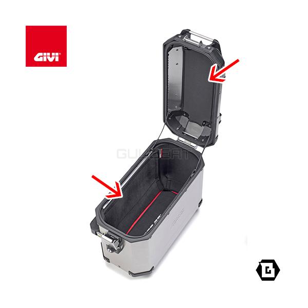 GIVI E203は、サイドケース TREKKER OUTBACK 37Lシリーズ用のインナーライニングです。ケースの底 / 側面と蓋の裏に装着することで、荷物によるケース内の傷つき防止に役立ちます。【適合ケース】OBKN37A /  OB...