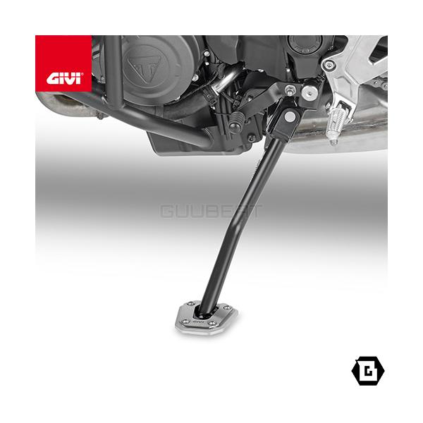 GIVI ES6421は、サイドスタンドに装着するサイドスタンドエクステンションです。サイドスタンドの接地面を拡大し、泥や砂などの不安定な場所での沈み込みや転倒を防止します。ヘアライン加工されたアルミニウムとステンレス鋼で構成されており、デ...