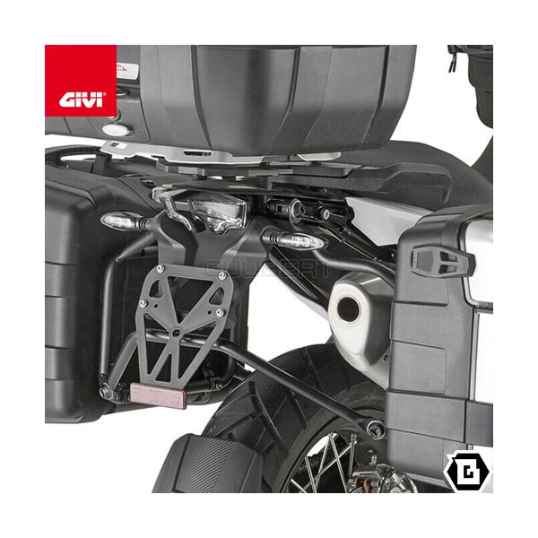GIVI PLO7717MKは、MONOKEYサイドケースを装着するためのPL ONE-FIT サイドケースホルダーです。直径18mmの管状スチールのフレームで構成されており、MONOKEYサイドケースを装着するための専用パーツ（OFMK）...