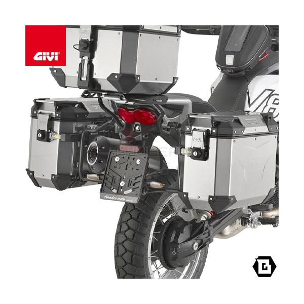 GIVI PLO8209CAMは、TREKKER OUTBACKシリーズ サイドケースを装着するためのMONOKEY CAM-SIDE サイドケースホルダーです。直径18mmの管状スチールのフレームで構成されており、TREKKER OUTB...